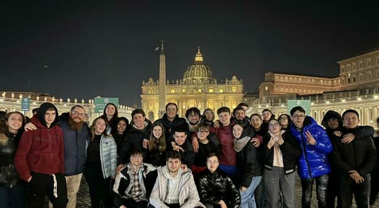 Roma en Vigilia por el Papa