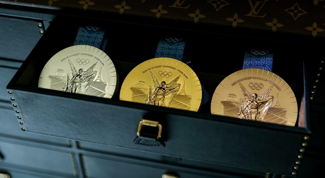 Las Medallas De Los Juegos Olímpicos De París 2024 Contendrán Un Pedazo