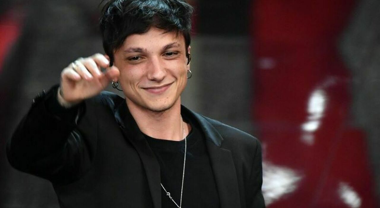 Ultimo: «Pensavo di morire prima dei 27 anni. I social stuprano il ...