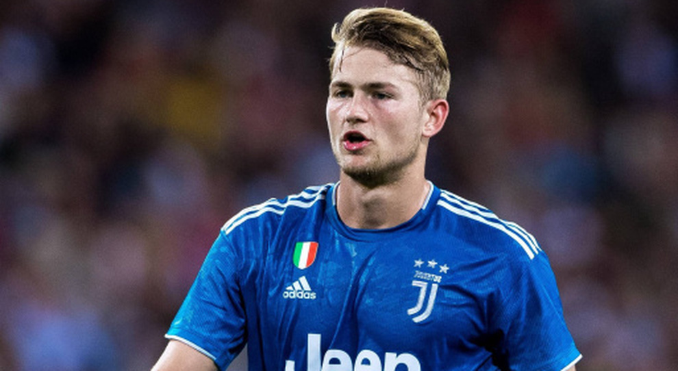 De Ligt: ciao Juve, l'olandese torna a casa
