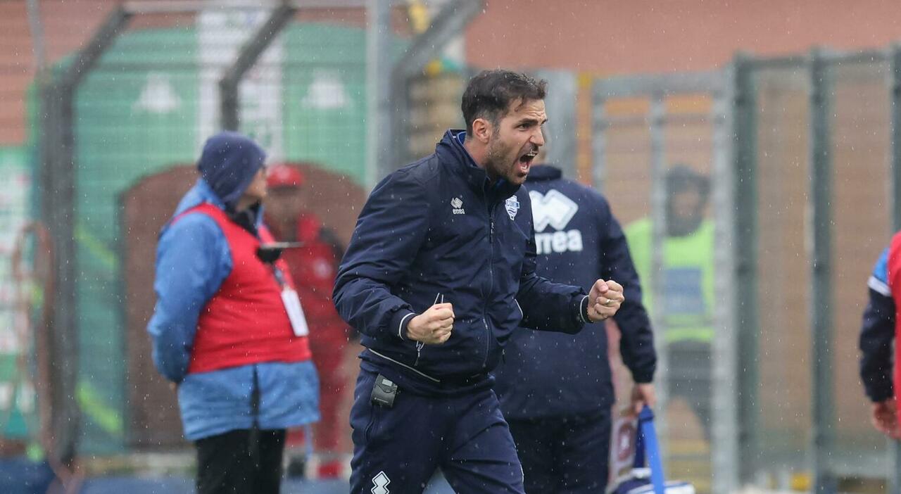 Como al borde de la promoción: La influencia de Cesc Fàbregas Como al borde de la promoción: La influencia de Cesc Fàbregas