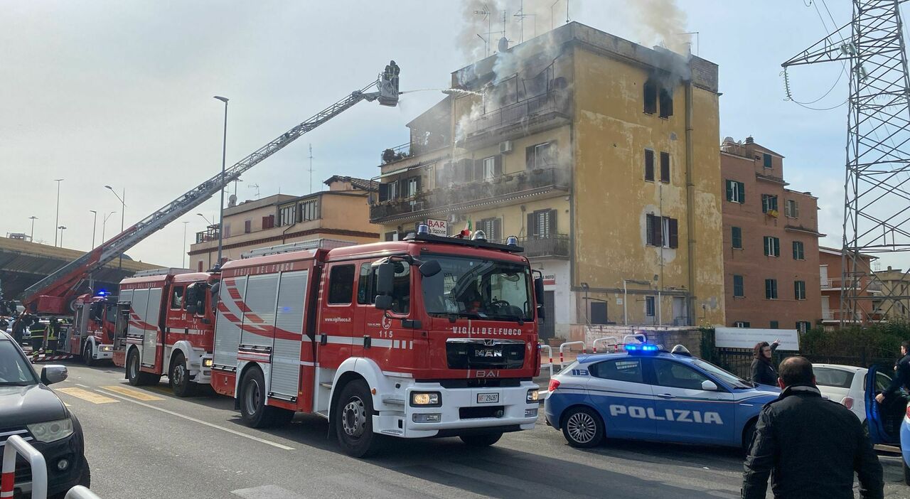 Fire Erupts in Rome Apartment Building