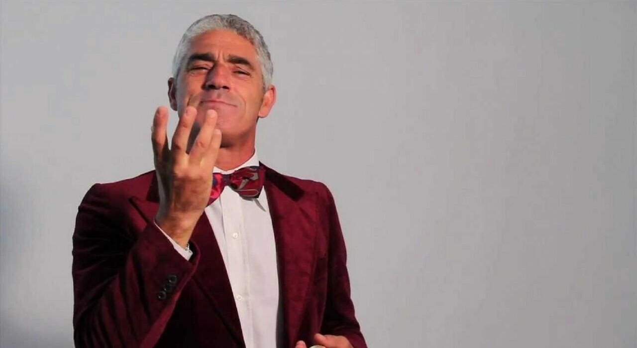 Biagio Izzo, l'intervista: «Non solo comicità: vi parlerò d’amore»