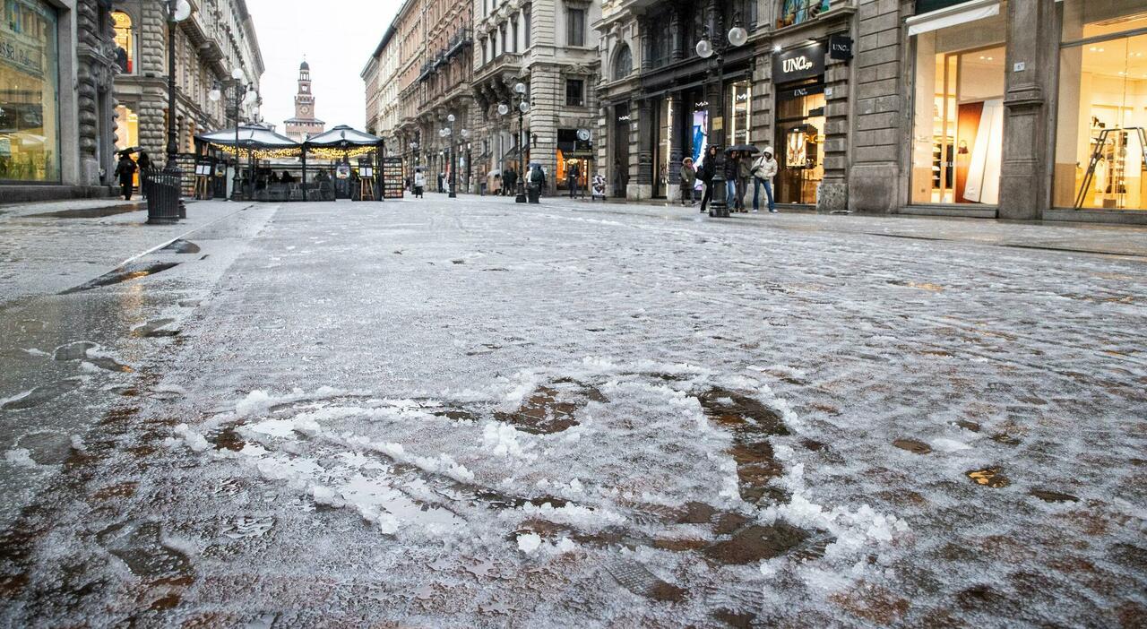 Neve a Milano? La città improvvisamente imbiancata: cos'è il fenomeno ...