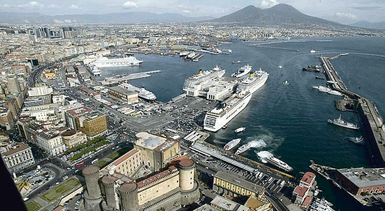 Naples Port to Implement Shore Power for Cruise Ships by 2026