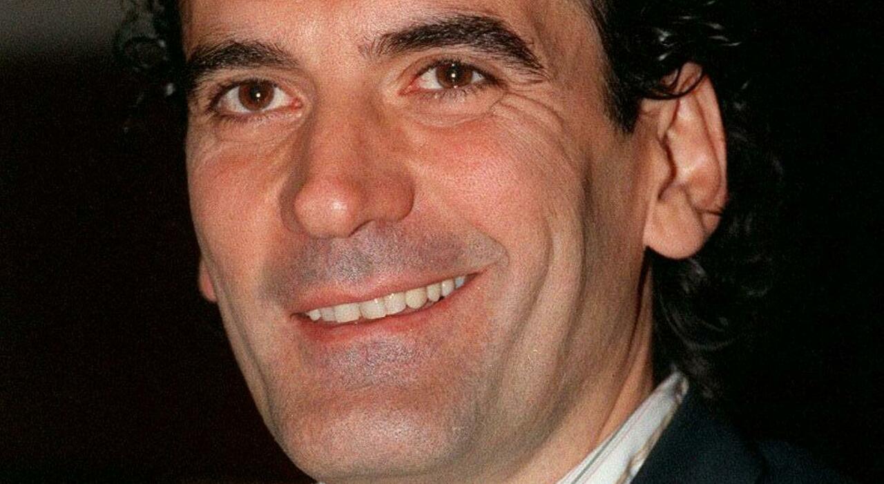 Massimo Troisi: The Heart of Neapolitan Art and Cinema