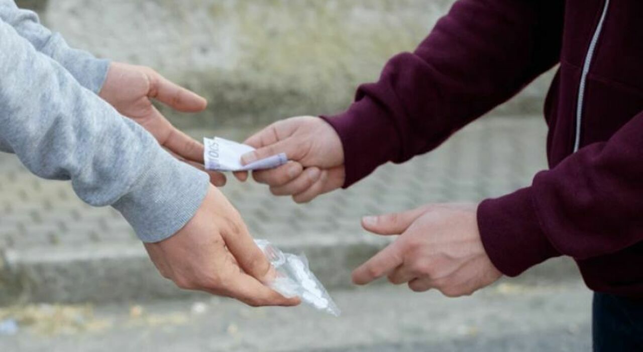 Drug Issues Among Minors in Campania: Increased Police Surveillance