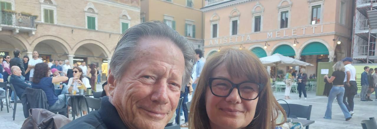 Ascoli, dopo Stanley Tucci anche Il divo Usa Peter Strauss in piazza ...