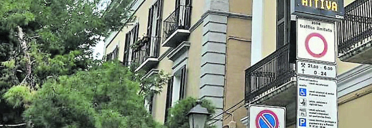Ztl Bari, si cambia da luglio: varco attivo al Castello per combattere ...