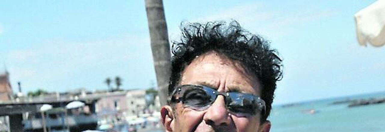 America's Cup, Bennato canta l'inno dell'evento