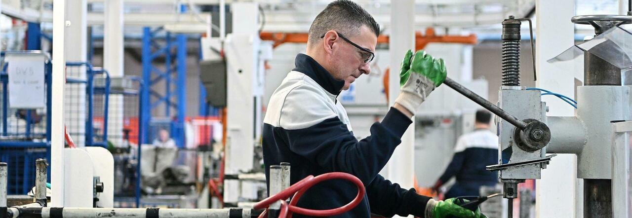 Active Labor Policies Drive Job Surge in Southern Italy