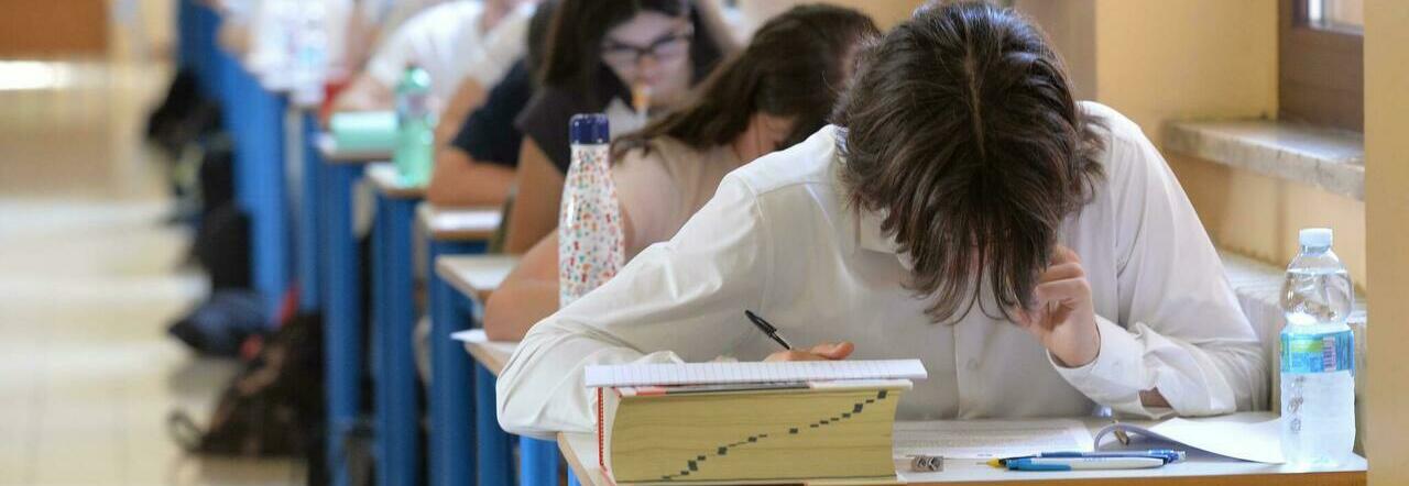 Crackdown on Diploma Mills in Southern Italy