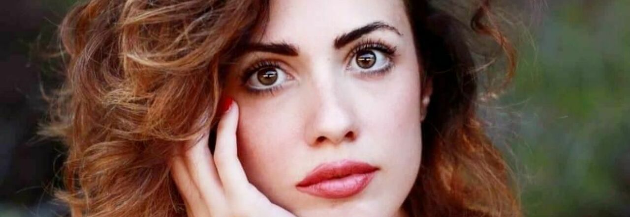 Avellino: Laura Colella, giovane sceneggiatrice celebrata anche da ...