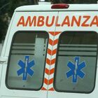 Incidente a Roma, morto un 17enne: scontro tra auto e scooter nella notte