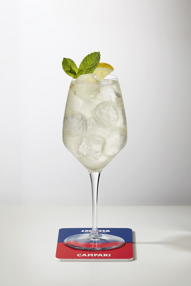 Milano, al Flagship Store Lavazza l’aperitivo si colora d’estate con ...