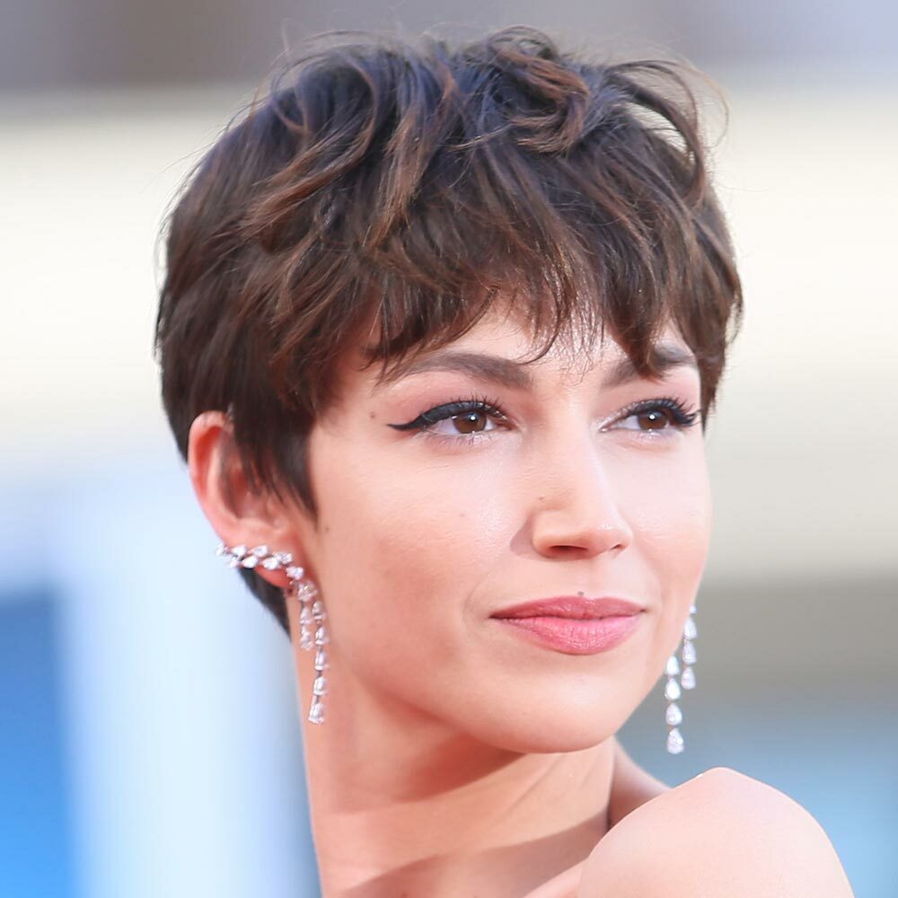 Capelli, scegliere il miglior taglio per l'estate: dal Pixie Cut di Belén al Butterfly di ...