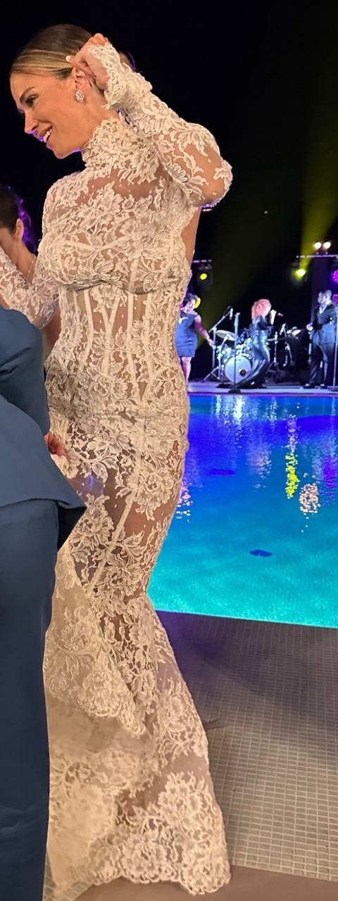 Diletta Leotta, quattro abiti per la sposa. Le pagelle: promosso lo ...