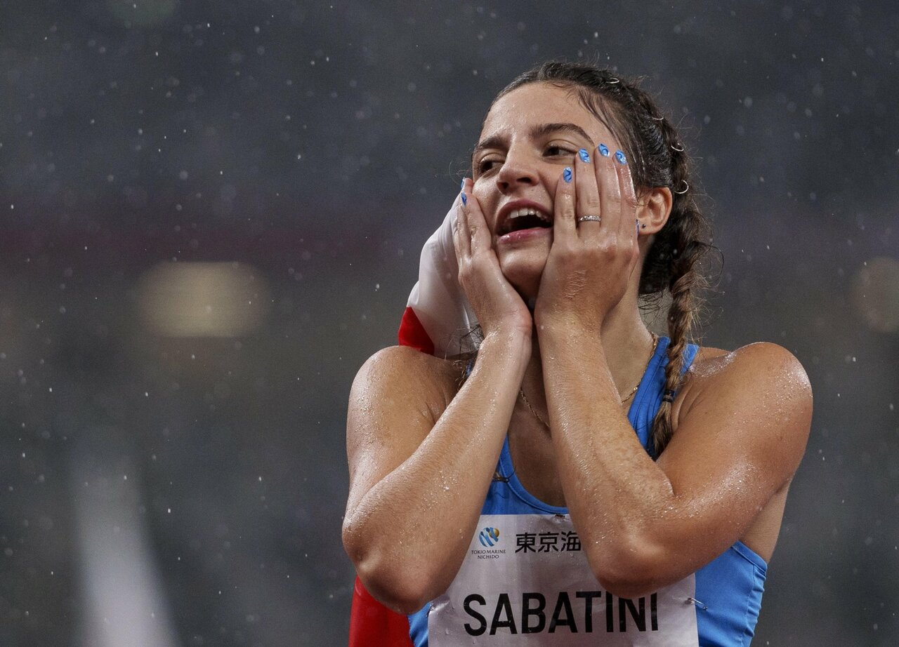 Ambra Sabatini: Italian Paralympian's Journey to Paris 2024