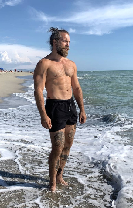 Striscia la Notizia kehrt zurück: Gianluca Briganti als neuer Velino