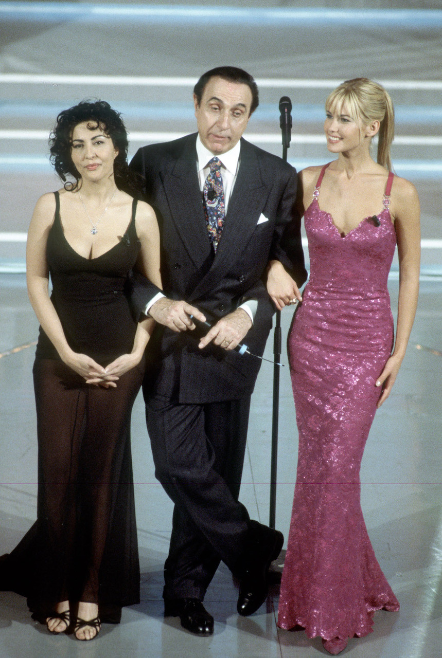 Sabrina Ferilli: «Sono stata minacciata di morte dopo lo spogliarello ...