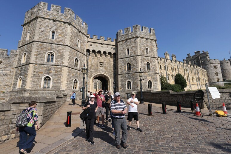 Kate e William, ladri al Castello di Windsor: due uomini con il volto ...