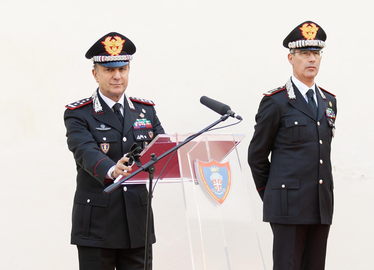General Commander Luongo Visits Caserma Vittoria in Naples