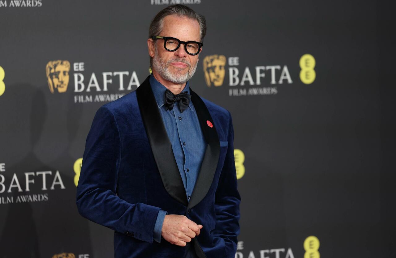 Bafta Awards 2025, le pagelle look: Demi Moore divina (10), Ariana ...