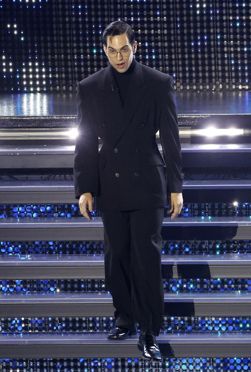 Sanremo 2025, le pagelle ai look della serata cover: Elodie e Achille ...