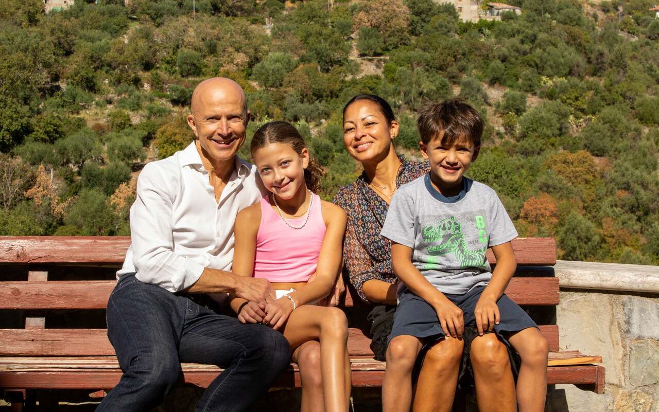 Giorgio Mastrota: «Amo fare il papà e ora sono anche nonno. Quattro ...