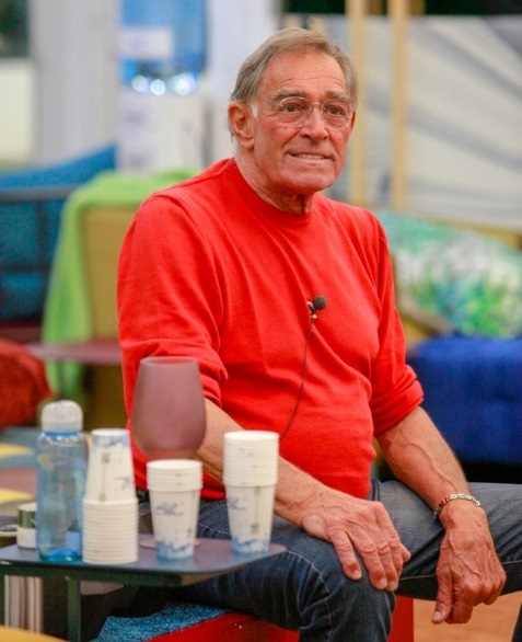 Fabio Testi a La Volta Buona, la pensione da 1.100 euro, il divorzio da ...