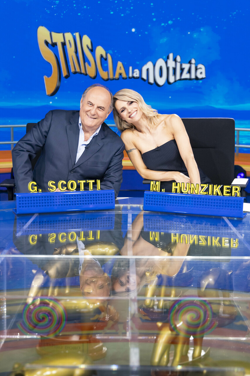 Striscia la Notizia, Gerry Scotti e Michelle Hunziker tornano al timone: «Unica certezza in ...
