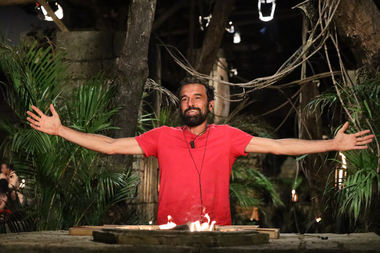 Isola dei Famosi, le pagelle: Dino Giarrusso provocatore (5), Omar ...