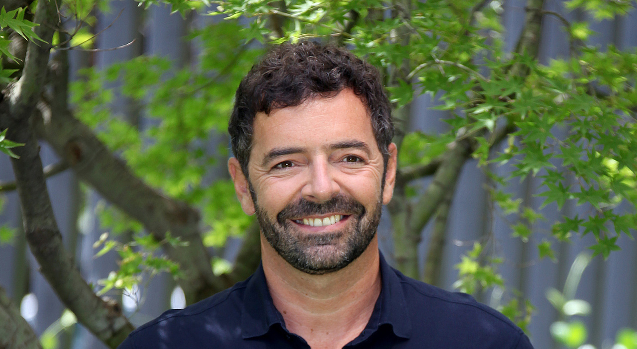 Frank Matano, lo scherzo a Paolo Brosio, la fidanzata, il primo assegno ...