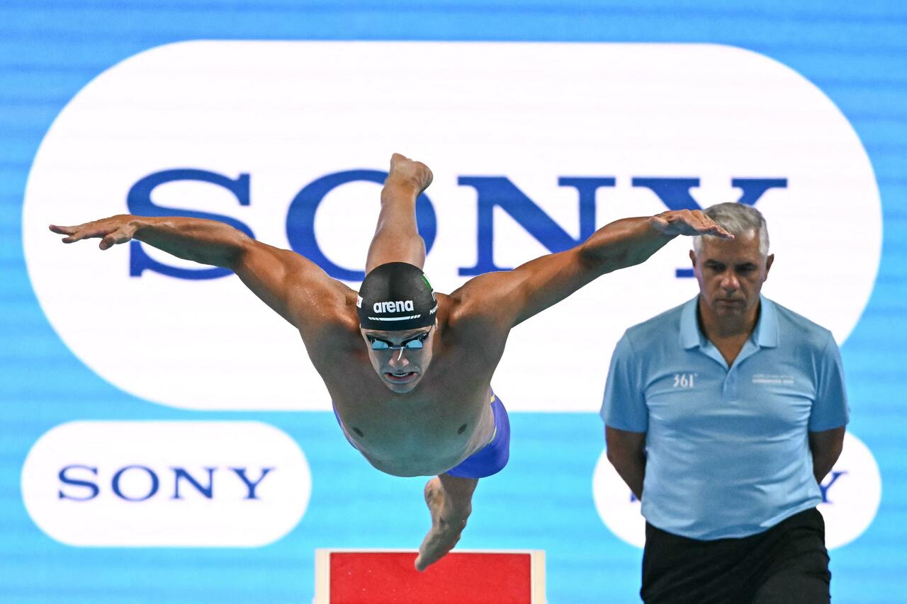 Thomas Ceccon solo bronzo, Nicolò Martinenghi d'argento nei 100 metri ...