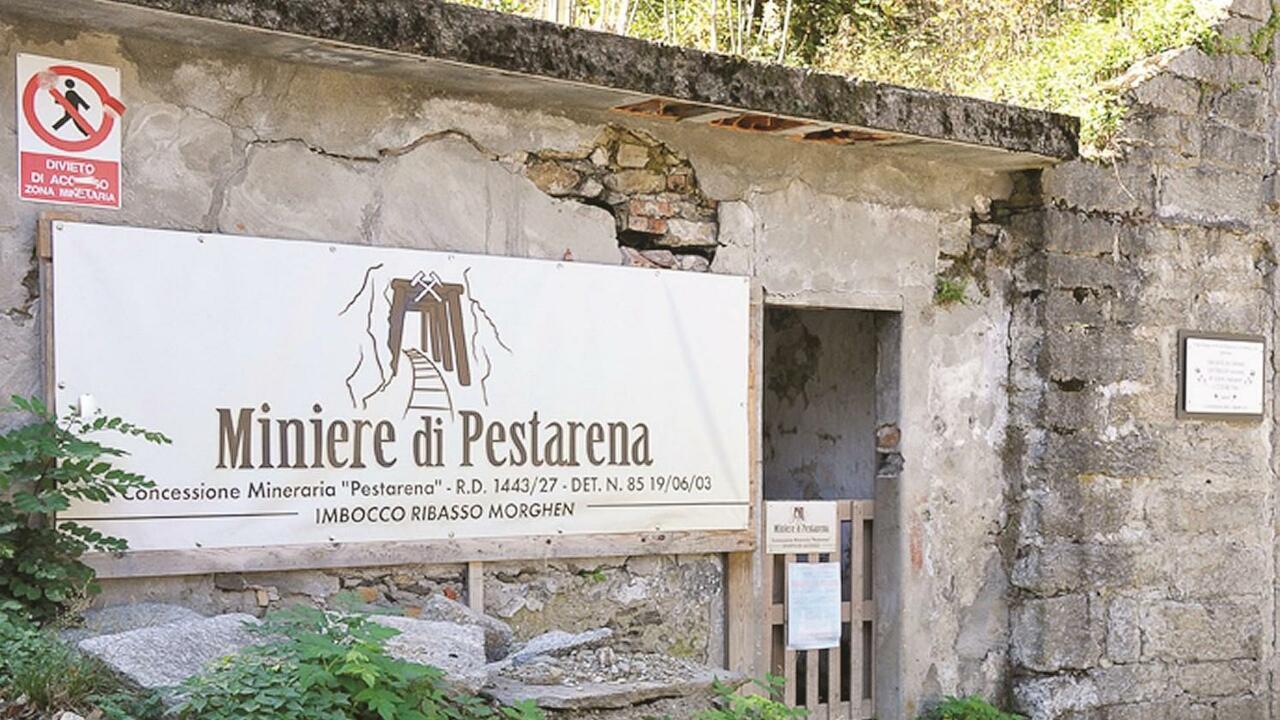 Miniere d'oro in Italia, dove si trovano e perché sono state abbandonate: estratti 580 kg l'anno