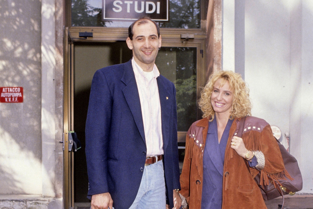 Antonella Clerici, i due matrimoni, il flirt con Massimo Giletti, Eddy ...