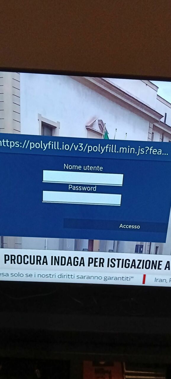 Smart Tv Samsung bloccate dalla schermata «polyfill.io». Cosa sta ...